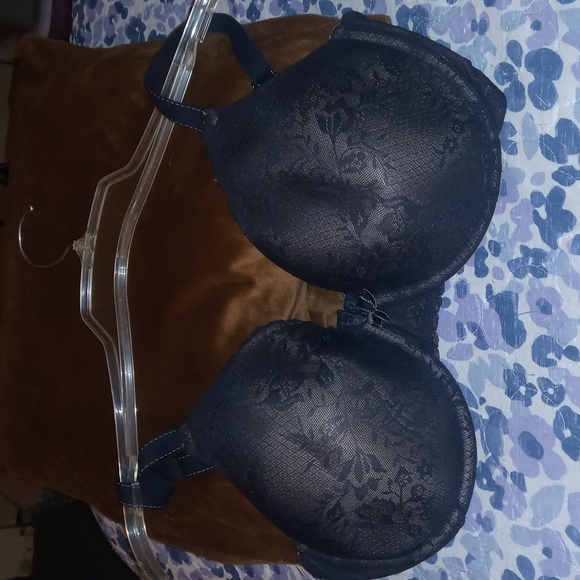 Maidenform | Intimates & Sleepwear | Maidenform Black Bra 4d | Poshmark
